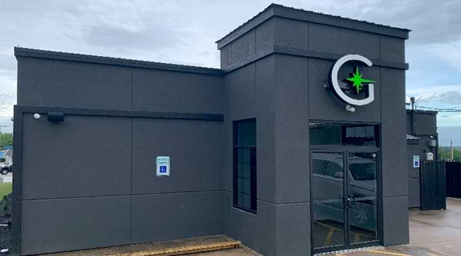 Cannabis Retail Outlet in Missouri - Greenlight Dispensary Joplin - GLinkco